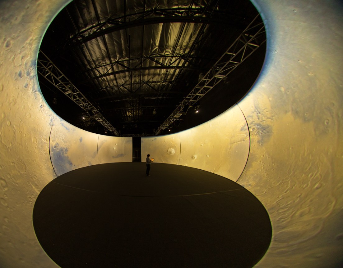 21st Century 3D Cyclorama - The Elumenati