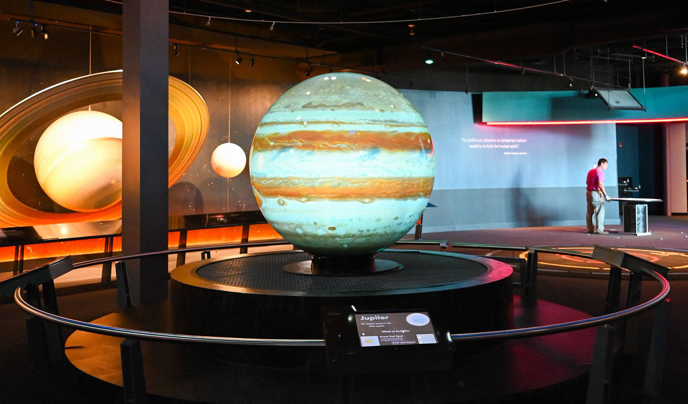 GeoDome Globe | Immersive Projection | The Elumenati